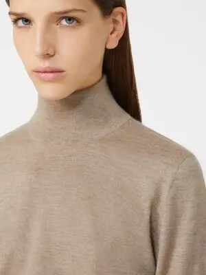 Max Mara Cashmere Turtleneck Jumper - Beige