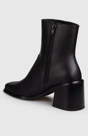 MANELA Libia Leather Booties