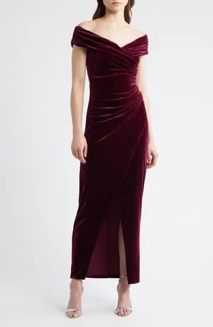 Vince Camuto Sheath Evening Dresses