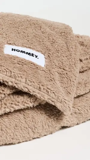 HOMMEY Faux Fur Blanket - Warm Grey