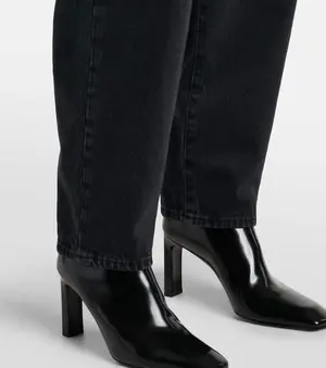 FRAME The Neat Mid-rise Straight Jeans In Astral