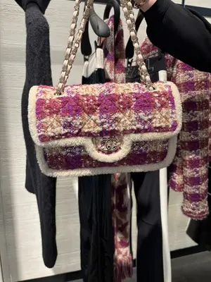 Chanel Maxi Flapbag