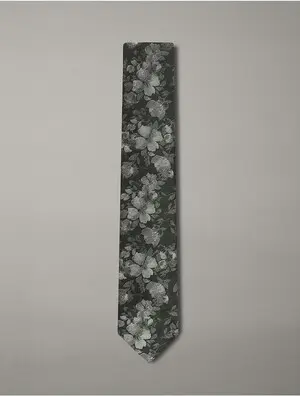 Calvin Klein Yara Floral Tie