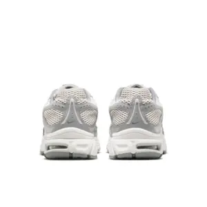 Nike Air Max Moto 2k Sneakers - Grey