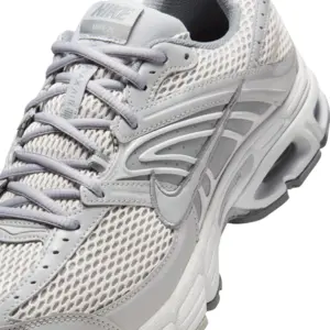 Nike Air Max Moto 2k Sneakers - Grey
