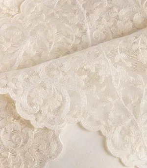 DEA Linen Lace-trim Elite Tablecloth