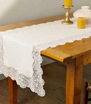 DEA Linen Lace-trim Elite Table Runner