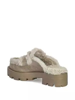 Guess 45mm Yaneta Logo Faux-fur Mules - Neutrals