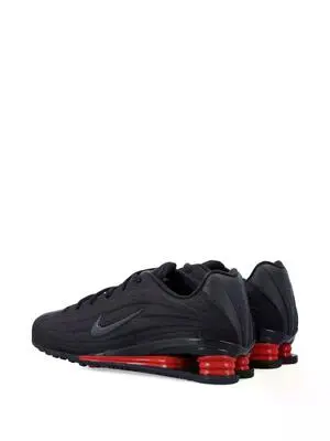 Nike Shox Z Swoosh Detail Sneakers - Black