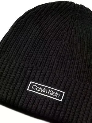 Calvin Klein Logo-patch Ribbed Beanie