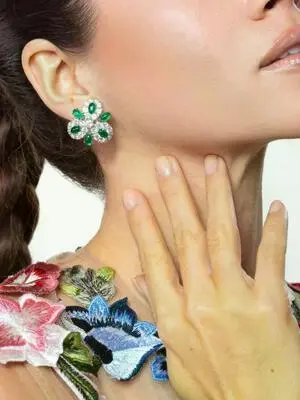 FANTASIA BY DESERIO Floral Motif Cluster Earrings