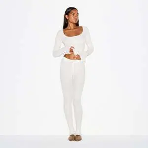 SKIMS Heavy Waffle Button-front Leggings - Ivory