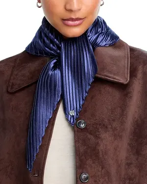 FRAAS V Pleated Diamond Scarf - Exclusive Midnight