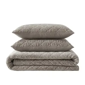Vera Wang Solid Crushed Velvet 3 Piece Quilt Set, King - Medium Brown