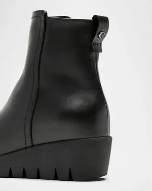 La Canadienne Teagan Leather Wedge Booties