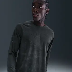 Nike Stride Dri-fit Adv Long-sleeve Running Top - Black