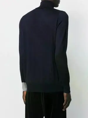 LC23 Fitted Merino Wool Turtleneck Sweater
