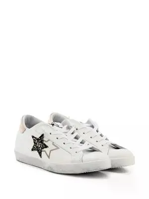 2 STAR Prime Star Sneakers