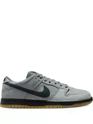 Men's Nike Grey Sneakers