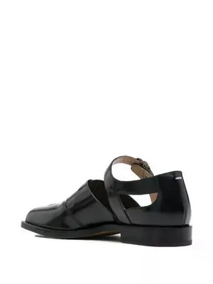 MAISON MARGIELA Tabi-toe Buckle Pumps