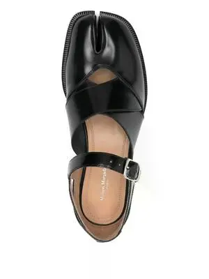 MAISON MARGIELA Tabi-toe Buckle Pumps