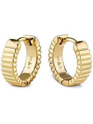 DEVATA Ribbed Hoop Earrings - Yellow Gold