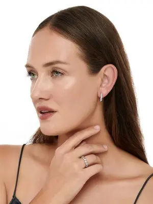 DEVATA Sweet Heart Hoop Earrings