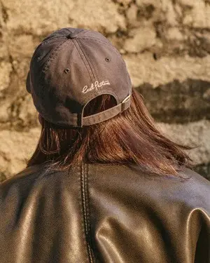 LOST PATTERN Baseball Cap With Embroidered Logo - Deep Grey