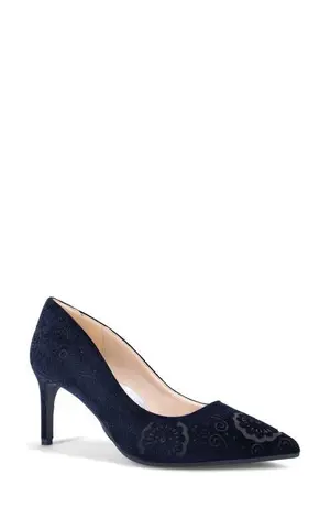 Ron White Pointed Toe Shoes For Women