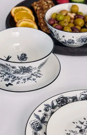 STONE + LAIN Esme Porcelain 16-piece Dinnerware Set