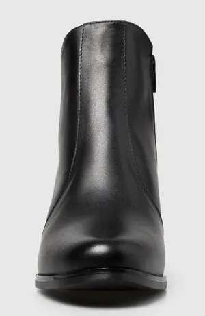MANELA Alei Block Heel Bootie