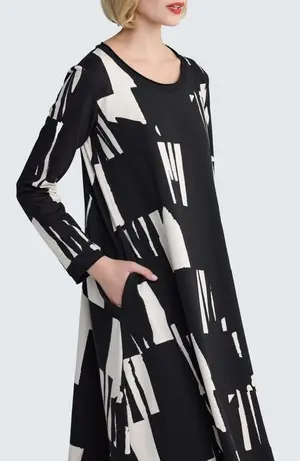 LUUKAA Printed Jersey Midi Dress - Ivory Black