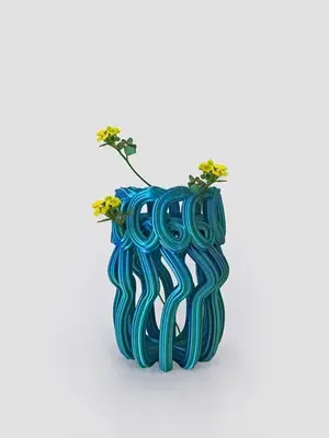 FORM & SEEK Frosting Vase - Blue