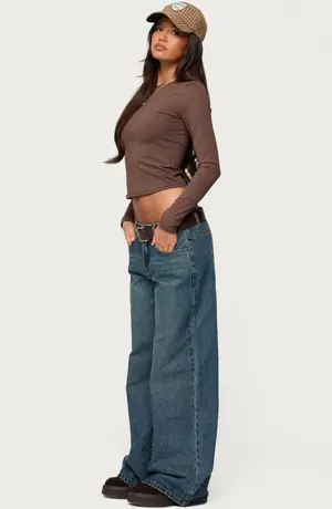 EDIKTED Tay Long Sleeve Crop Top - Brown