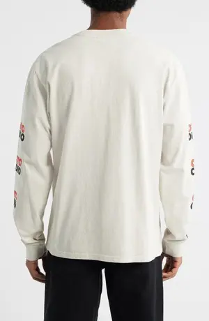 SANTO STUDIO Finish Line Long Sleeve Graphic T-shirt