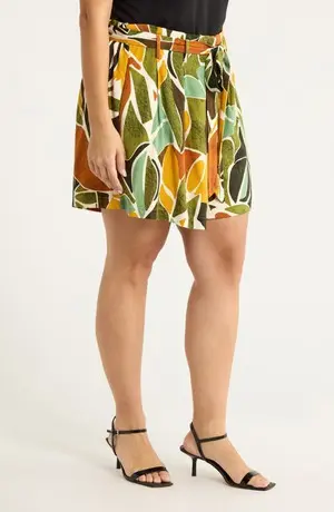 SUGARLIPS Tropical Wave High-waist Shorts