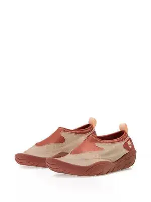 Nike Aqua Turf Slip-on - Neutrals