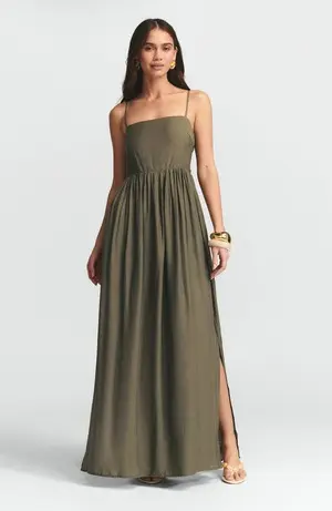 ST MRLO Lanah Maxi Dress