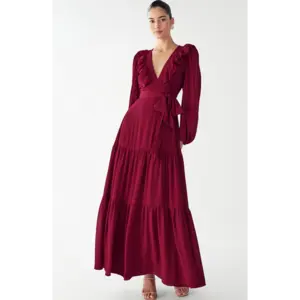 WILLA Tylah Maxi Dress