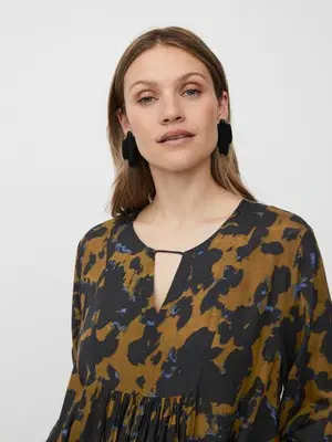 MASAI COPENHAGEN Manadyne V-neck A-shape Midi Dress