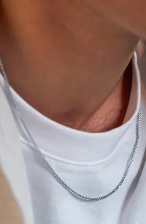 Estée Lauder Fine Curb Chain Necklace