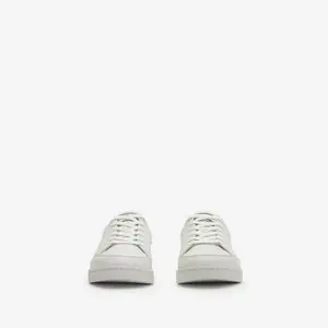Burberry Set Leather Sneakers - Porcelain White/sand Beige