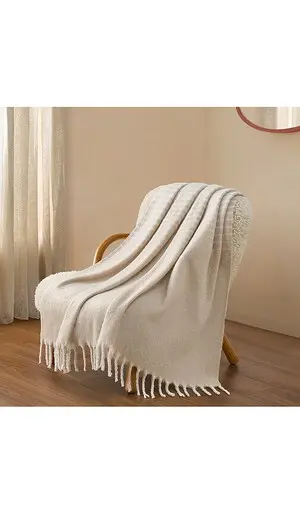 UGG HOME Bayle Throw Blanket In White