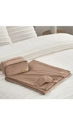 UGG HOME Raegan Travel Set In Brown