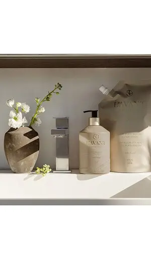 L'AVANT COLLECTIVE Hand Soap