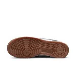 Nike Force 1 '07 Lv8 Sneakers