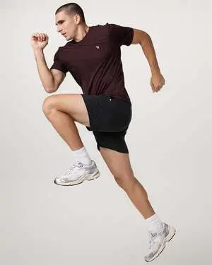 Vuori Eevate Kore 7 Unlined Shorts - Black