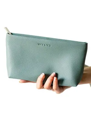 WYLYS Double Rose Luminizer & Sage Verte Makeup Bag