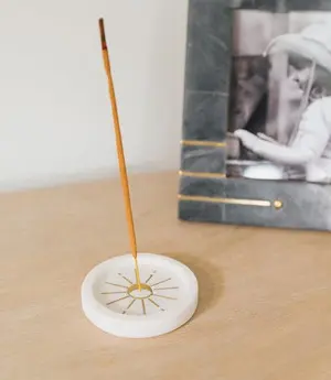 MATR BOOMIE Indukala Round Moon Incense Holder