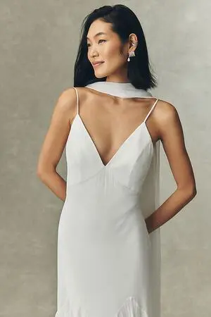 BESA Edin V-neck Chiffon A-line Gown